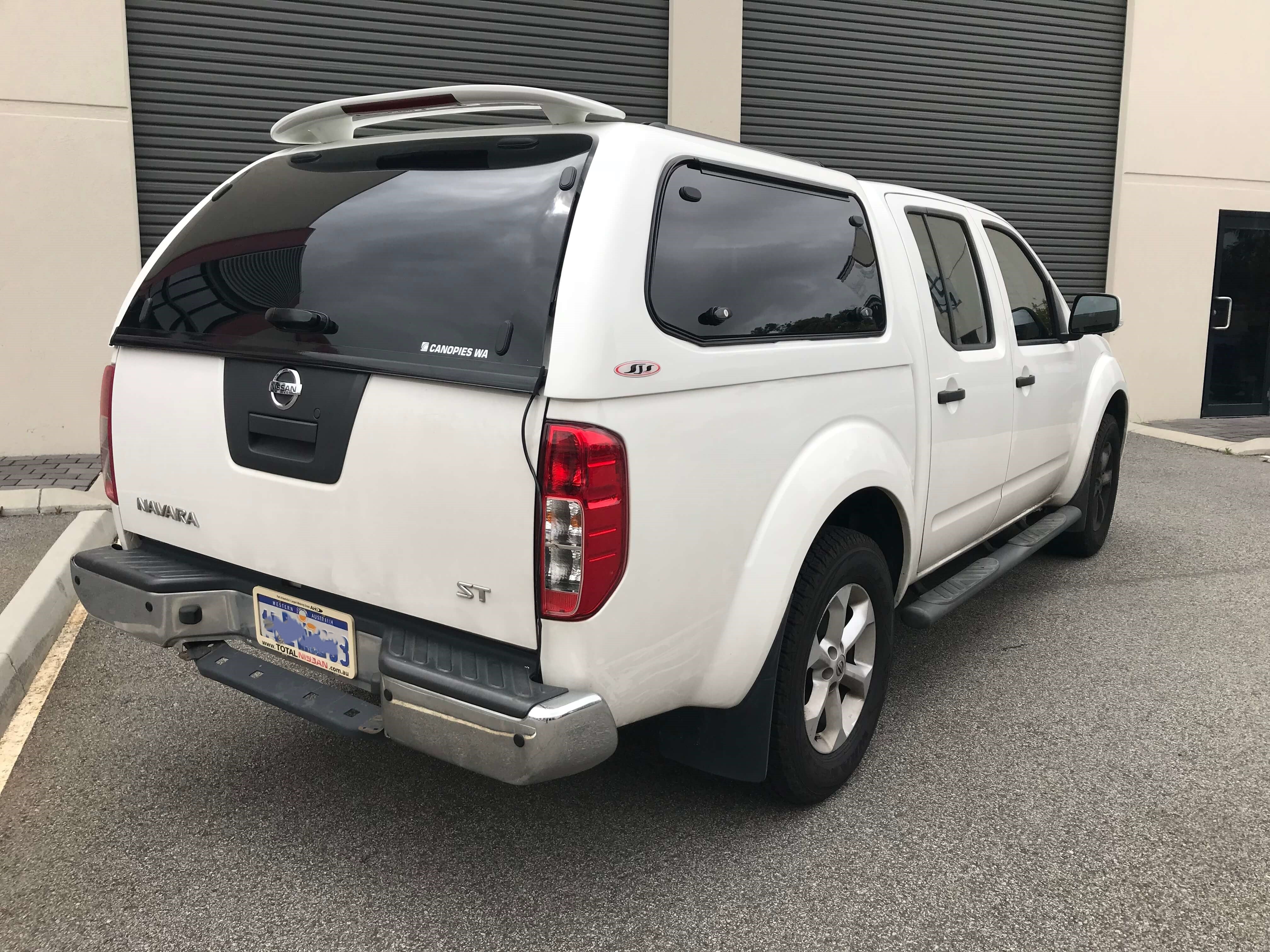 Nissan Navara D40 – Canopies WA