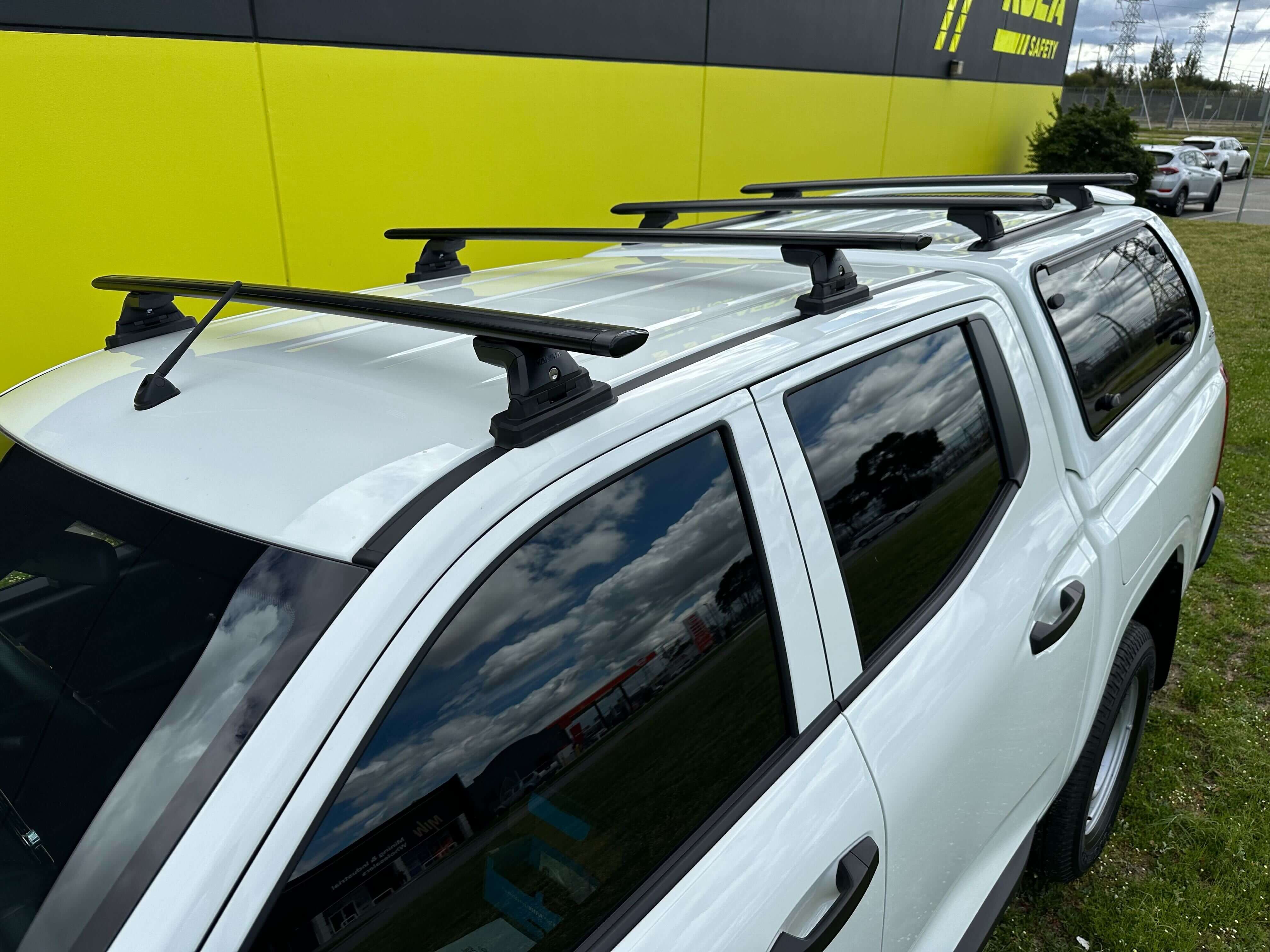 Roof Bars - Rhino-Rack Vortex & More – Canopies WA